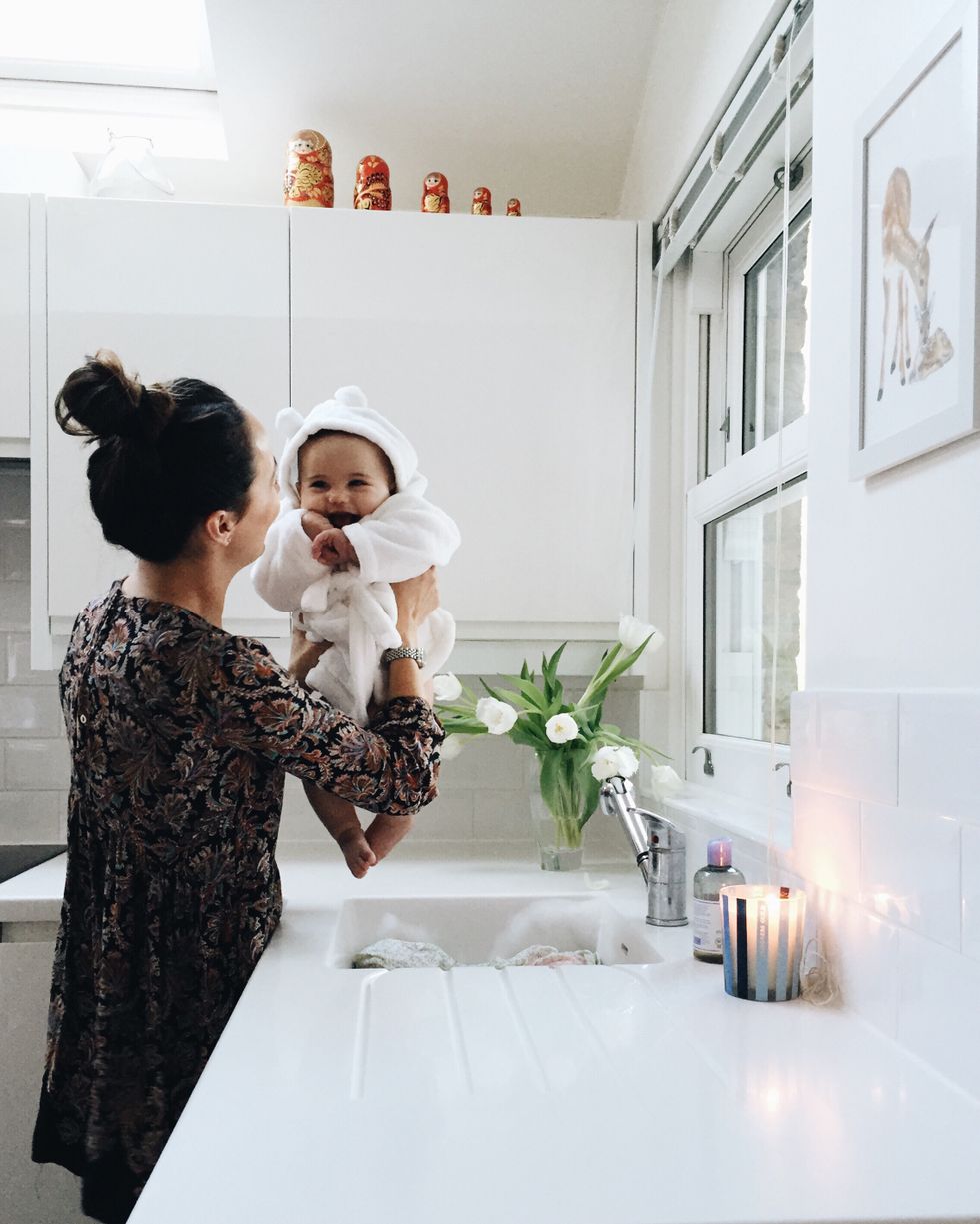 Mamas, we need each other: 15 ways to be a safe space for another mom