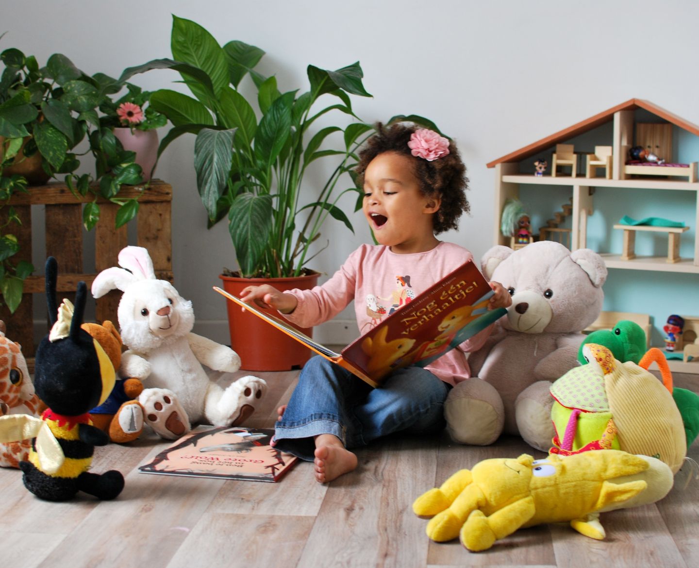 16 Books For 3 Year Olds To Add To Their Bookshelf Motherly