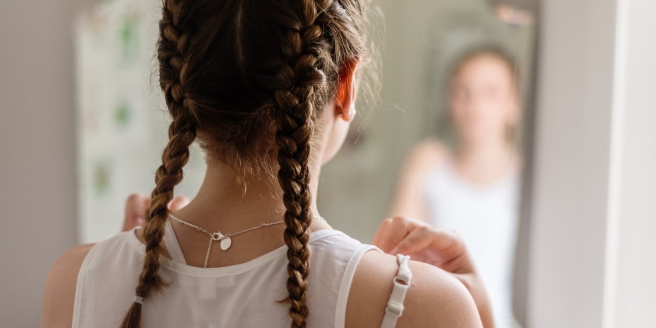 Early Signs of Eating Disorders in Kids and Teens - Motherly